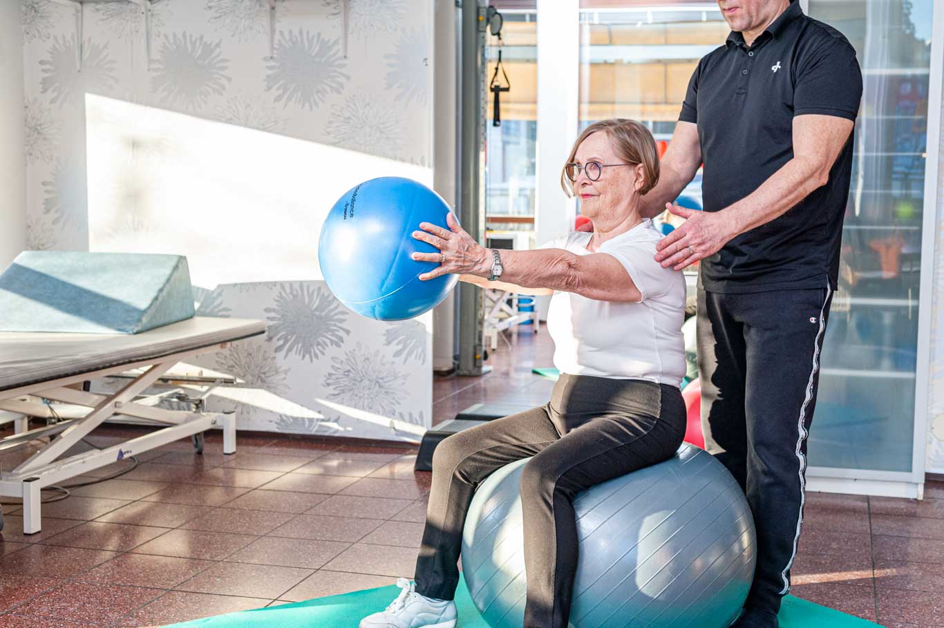 Ikäihmisten fysioterapia - Fysioterapia Kunnontekijät Tmi